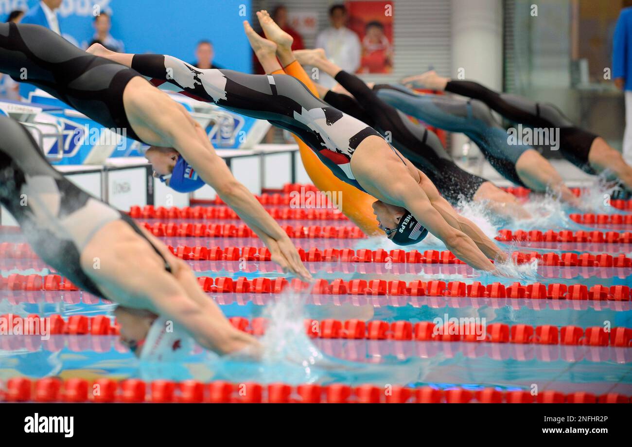 U.S. men's 4x200-meter freestyle relay lead swimmer Michael Phelps ...