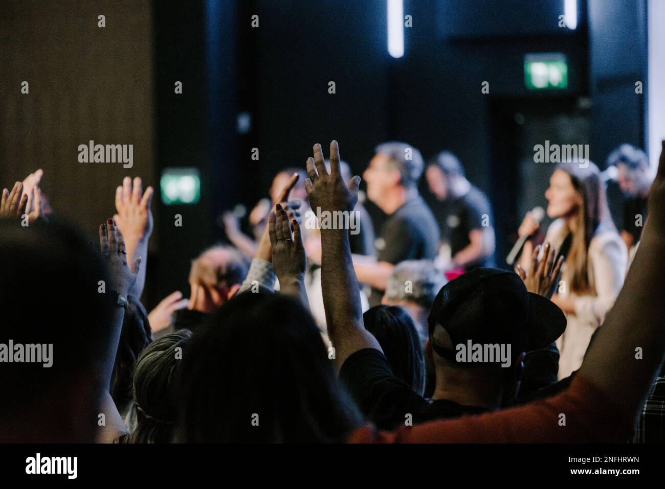 Praise god hi-res stock photography and images - Alamy