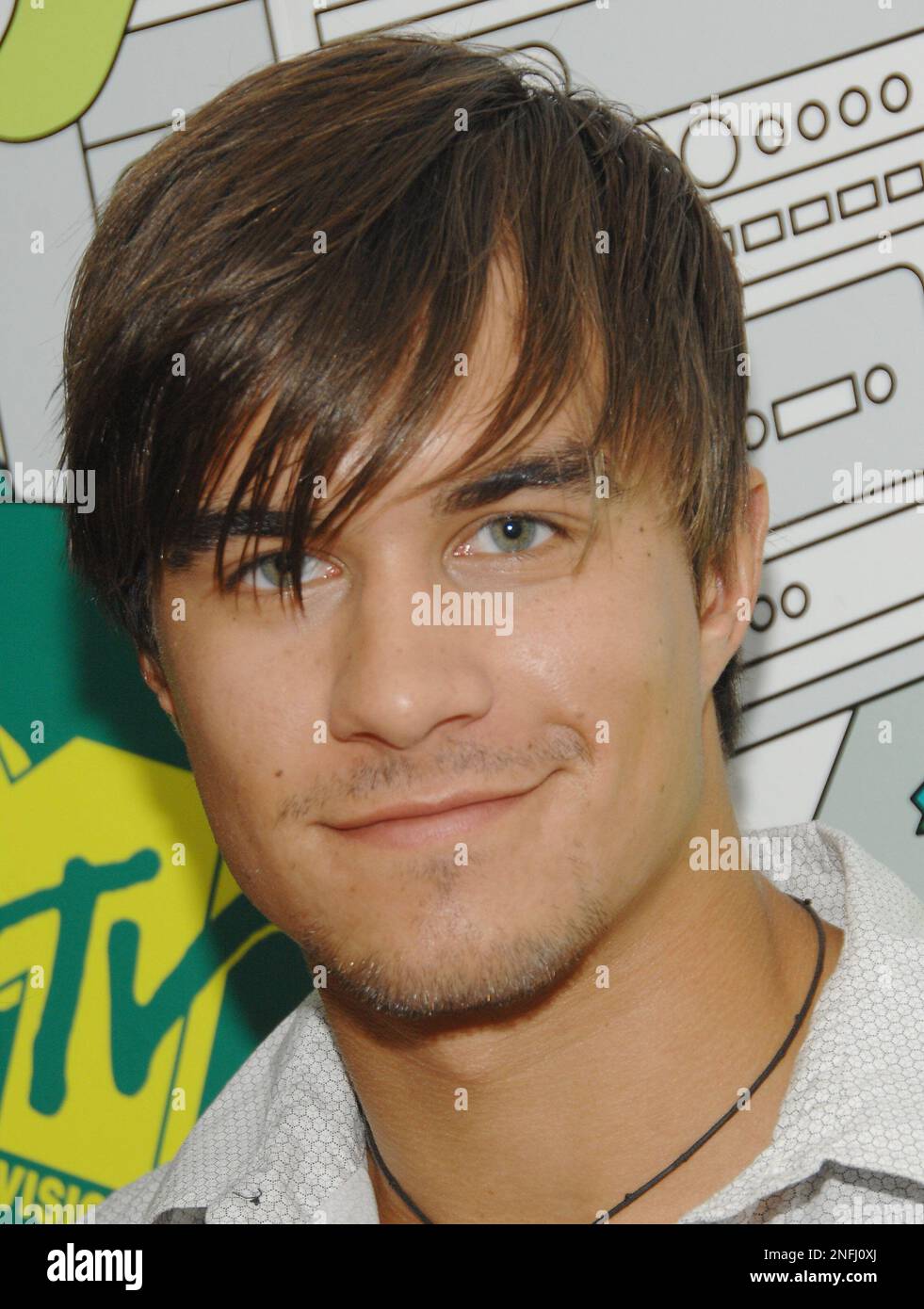 Actor - singer Rob Mayes from MTV's "The American Mall" television show ...
