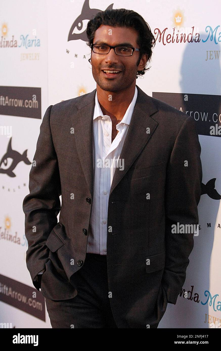 Actor Sendhil Ramamurthy poses on the press line at the Whaleman ...