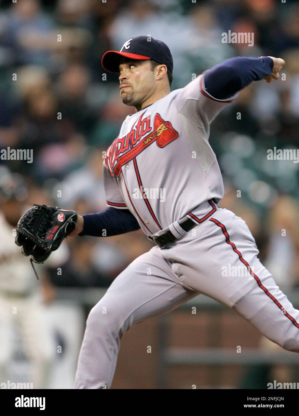 Atlanta Braves starting pitcher Mike Hampton throws against the San ...
