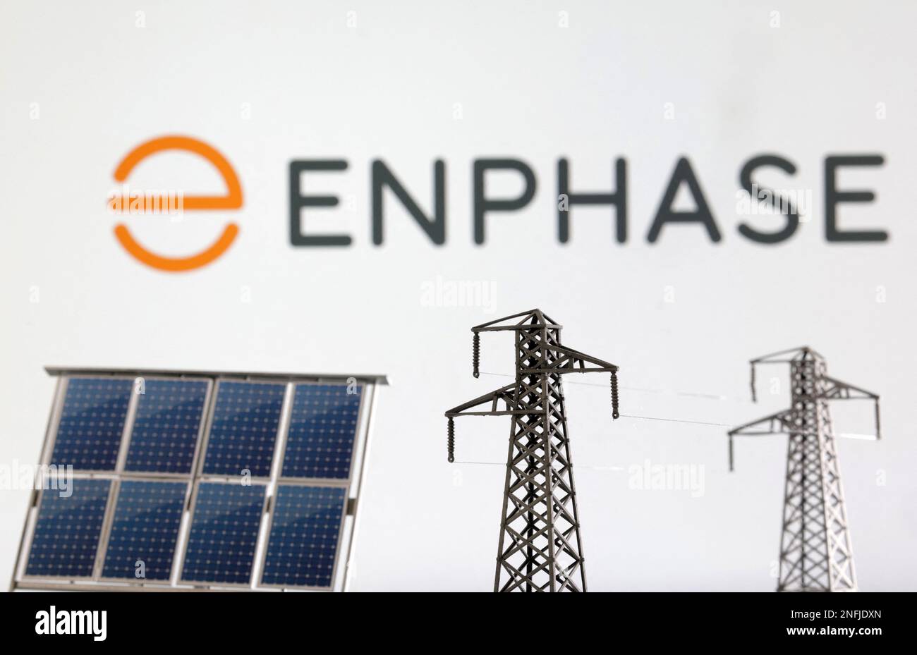 Enphase logo hi-res stock photography and images - Alamy