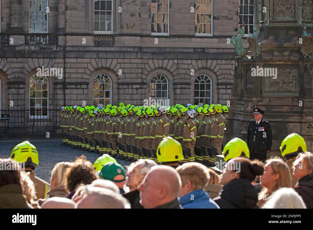 Firefighter Barry Martin's cortege makes it way through Royal Mile to ...