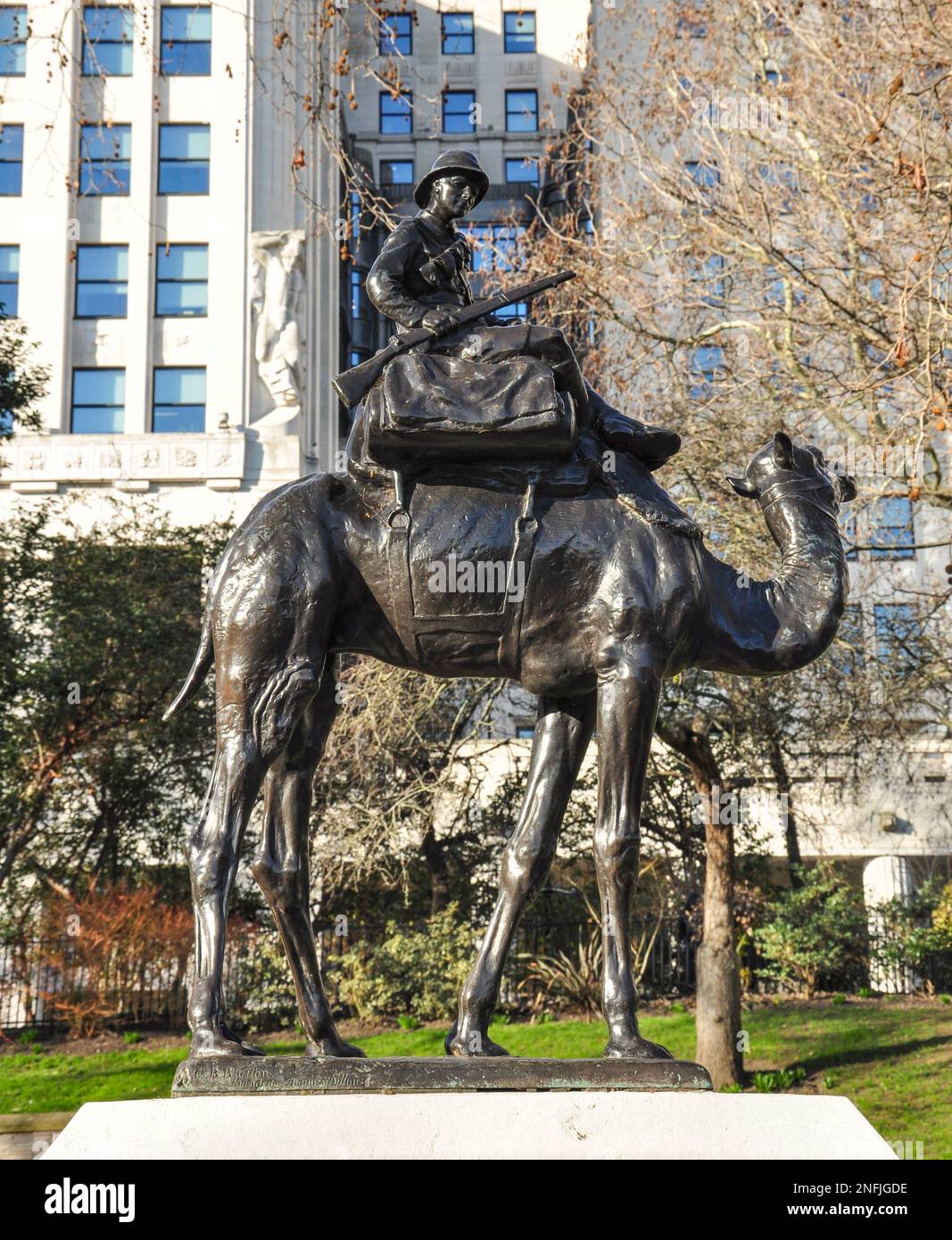 Memorial sculpture to WW1 Imperial Camel Corps, Victoria Gardens ...
