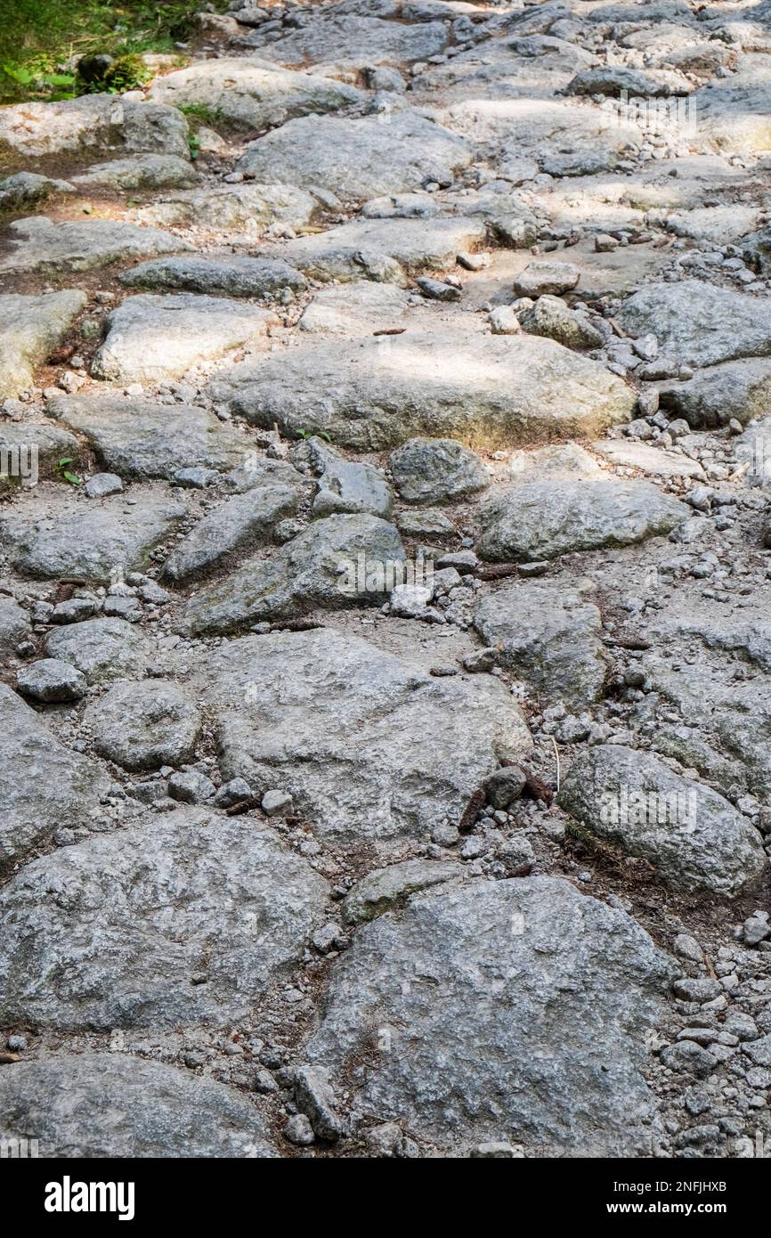 Valley pathway hi-res stock photography and images - Alamy