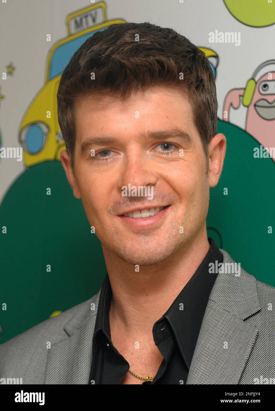 Singer Robin Thicke makes an appearance at MTV Studio's in Times Square ...