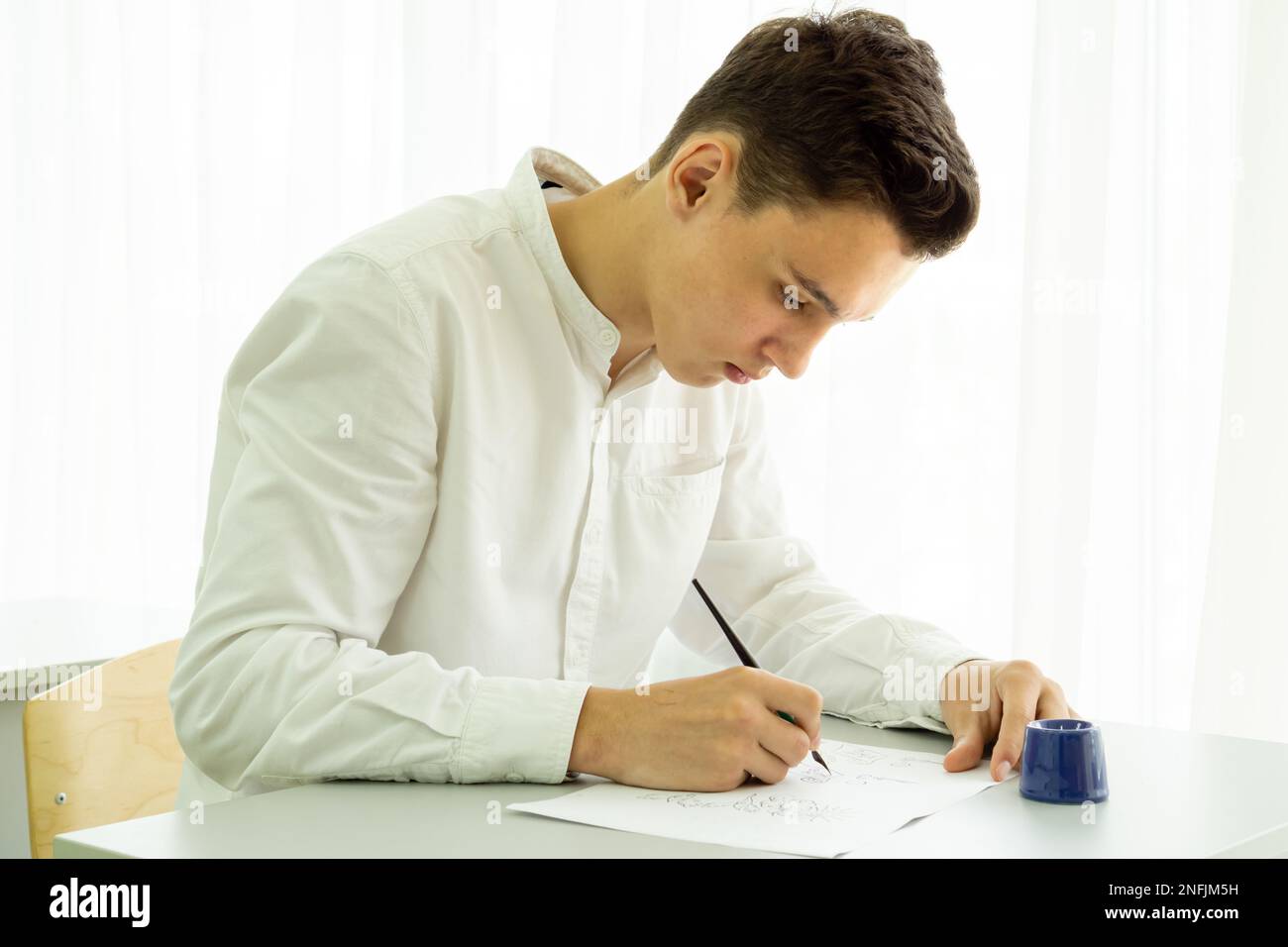 High school student4 hi-res stock photography and images - Alamy