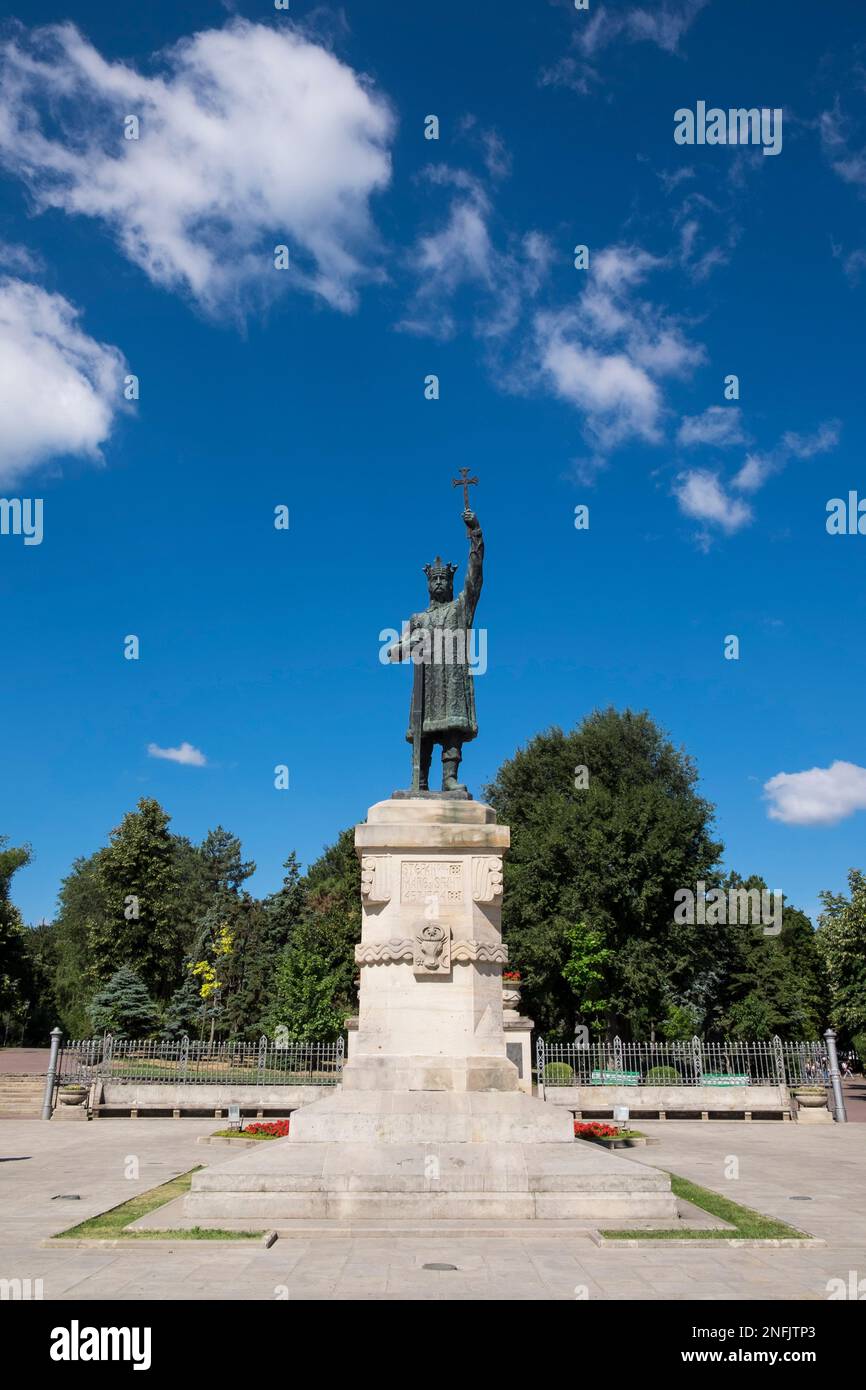 Moldova. Chisinau. Statue of Stefan the Great at the entrance of the ...