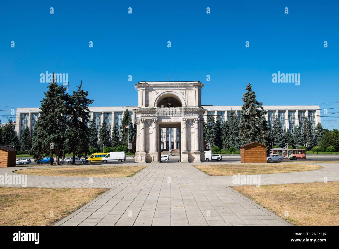 Triumphal arch arc chisinau hi-res stock photography and images - Alamy