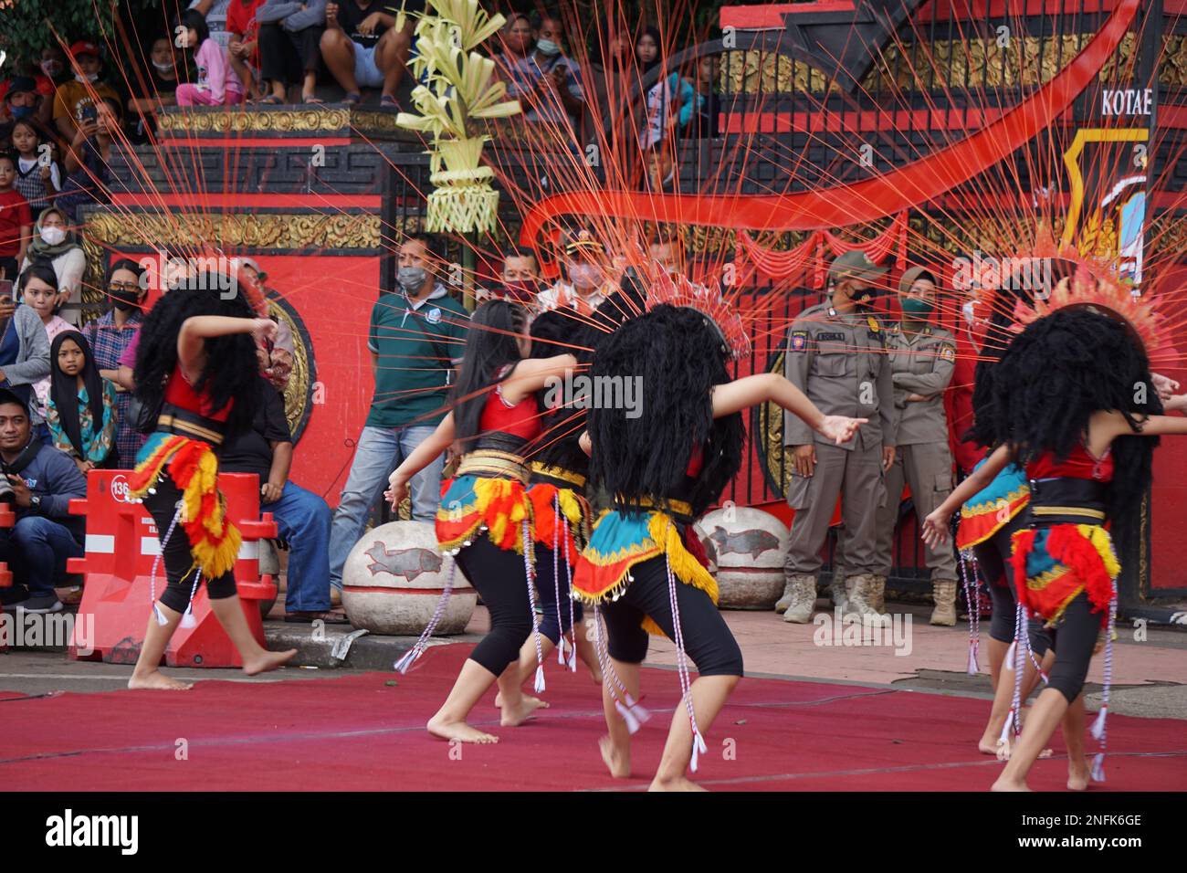 Barongan kucingan hi-res stock photography and images - Alamy