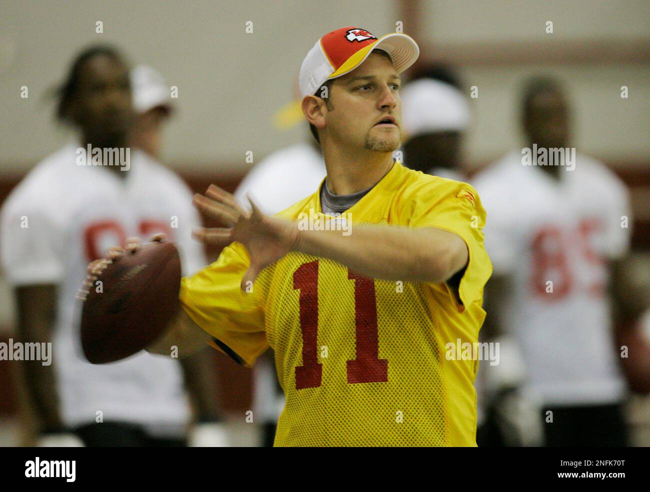 Kansas City Chiefs quarterback Damon Huard passes during an indoor ...