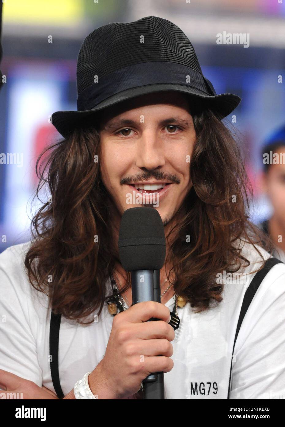 Musician Cisco Adler makes an appearance at MTV Studio's in Times ...