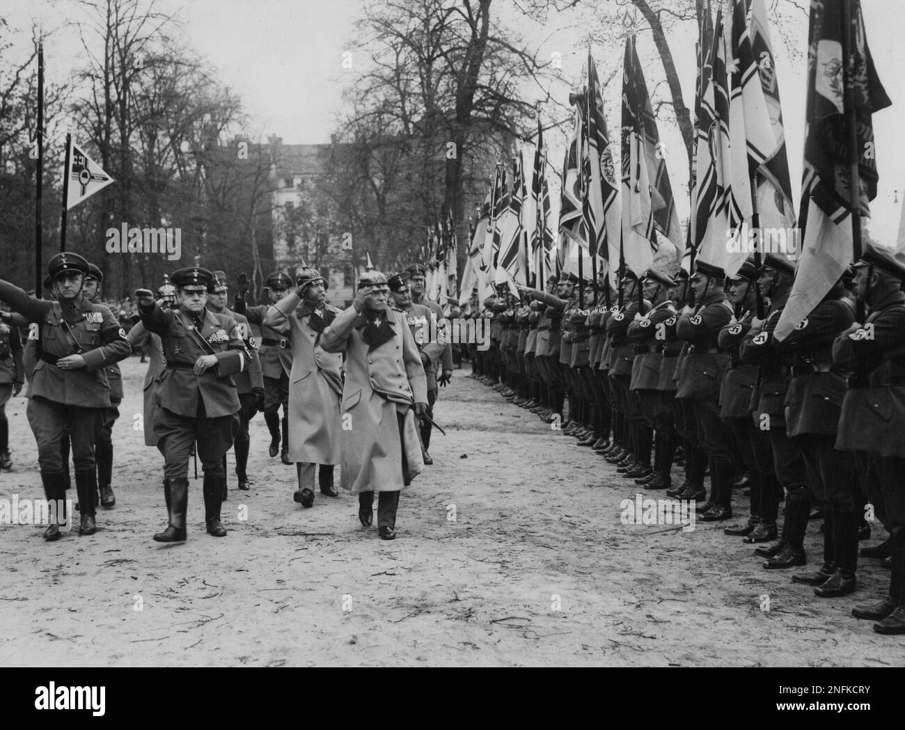 Gerneral Erich von Lochow, center right, salutes the "Stahlhelm Front ...