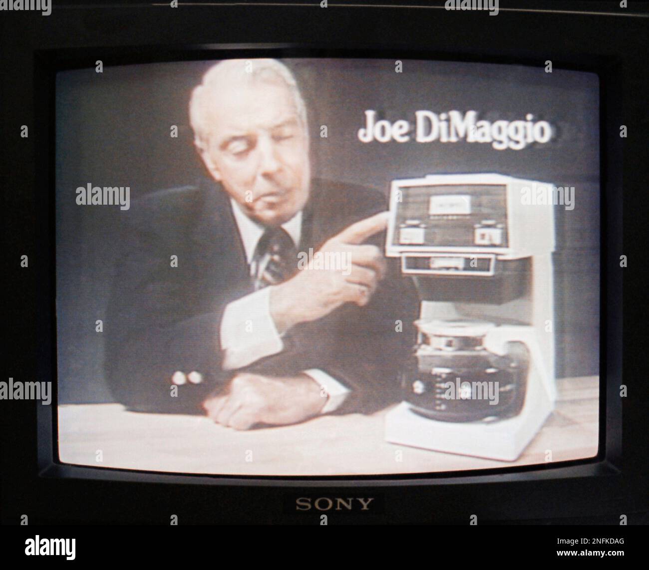 In this screen shot, former New York Yankees player Joe DiMaggio points ...