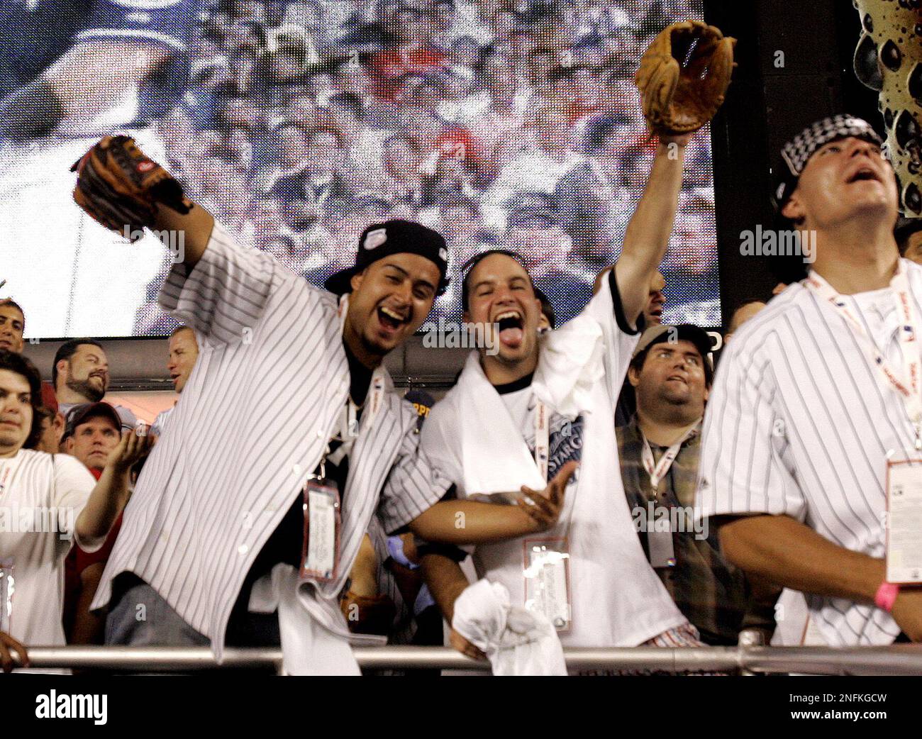 Fans cheer for Josh Hamilton at the Home Run Derby at Yankee Stadium in ...