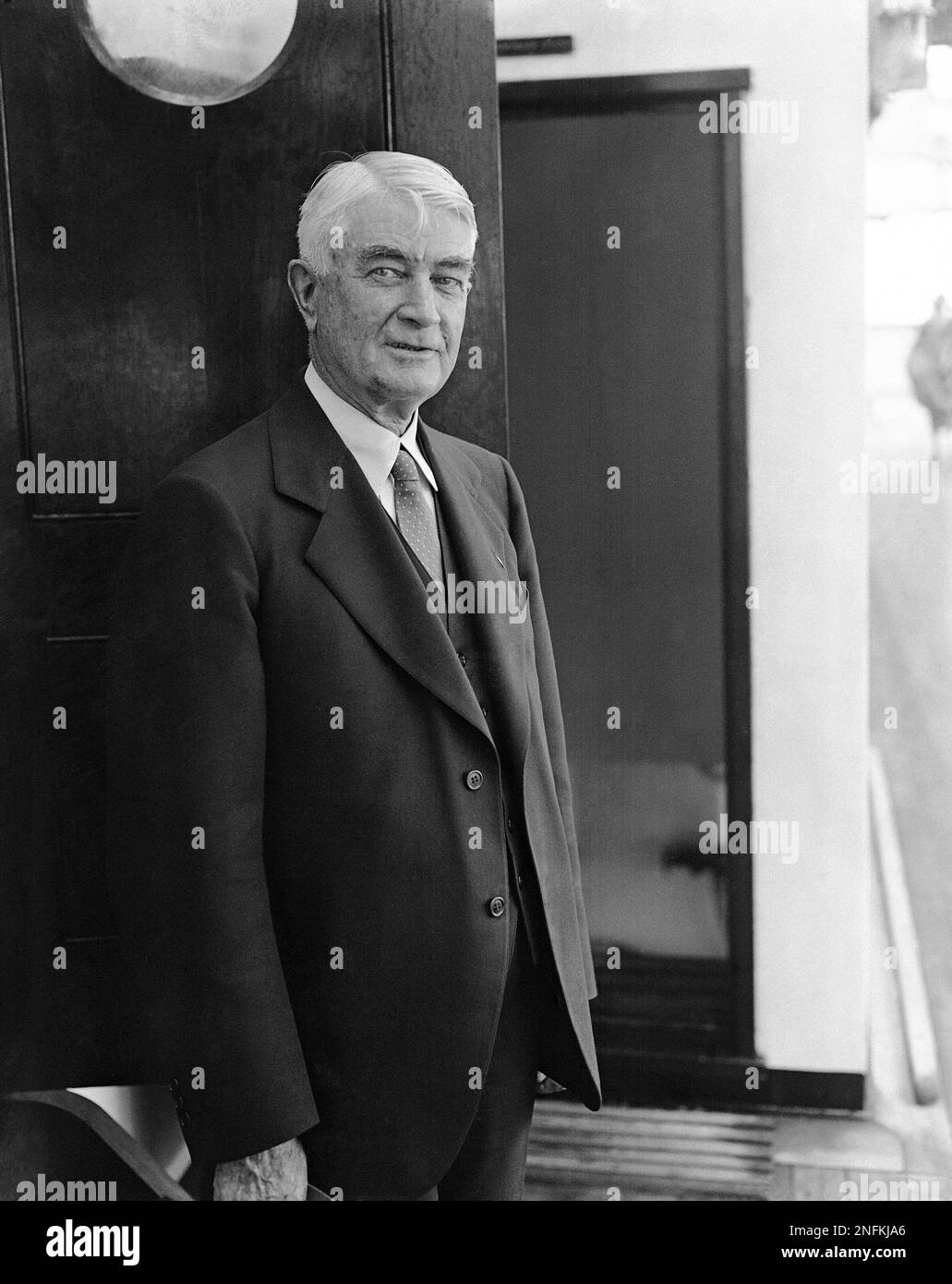 Dr. William J. Mayo, celebrated Rochester, Minn. surgeon, is shown on ...