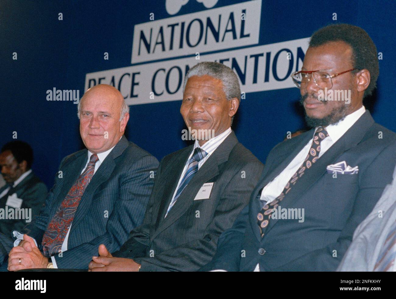 South African President F W de Klerk, left, African National Congress President Nelson Mandela ...