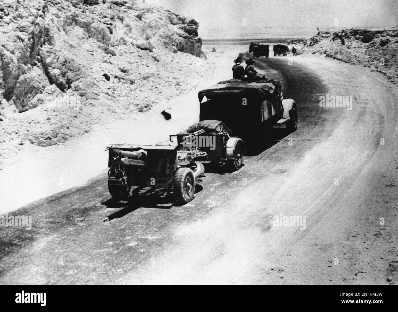 Australians arrive in the Western Desert, equipped with their own 25 ...