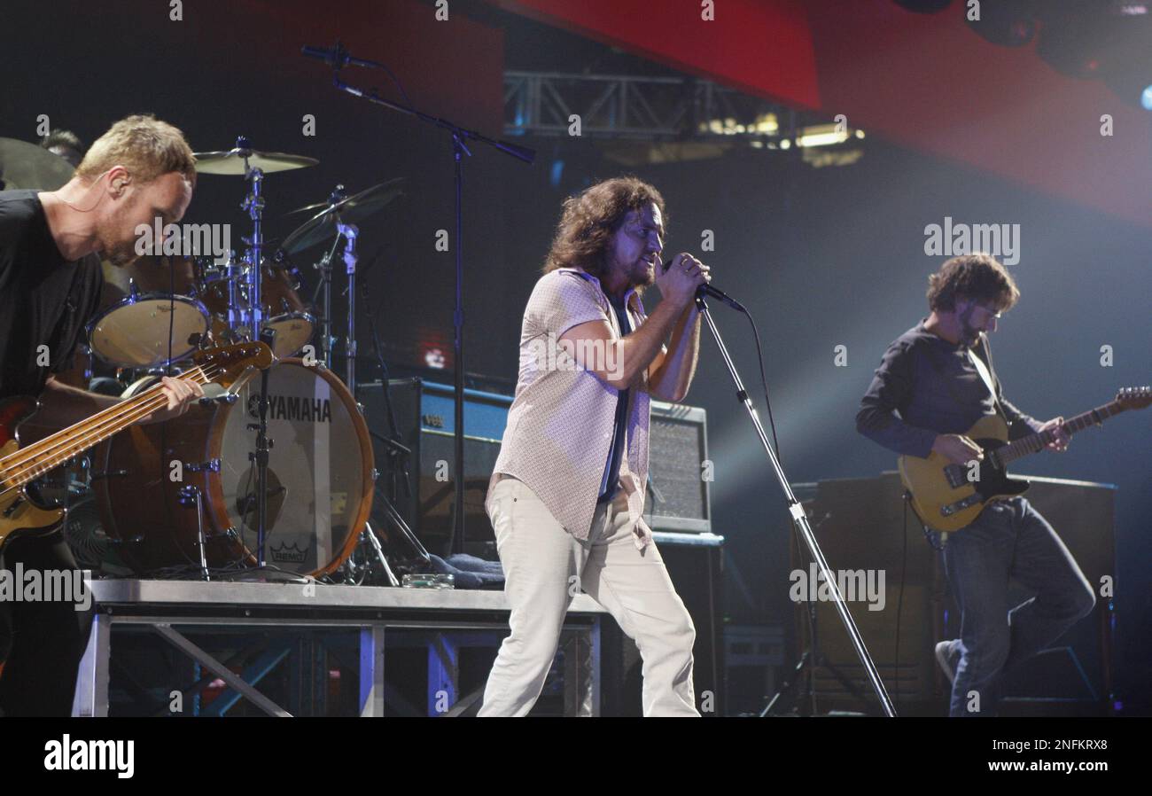Pearl Jam performs at the VH1 Rock Honors "The Who" on Saturday, July ...