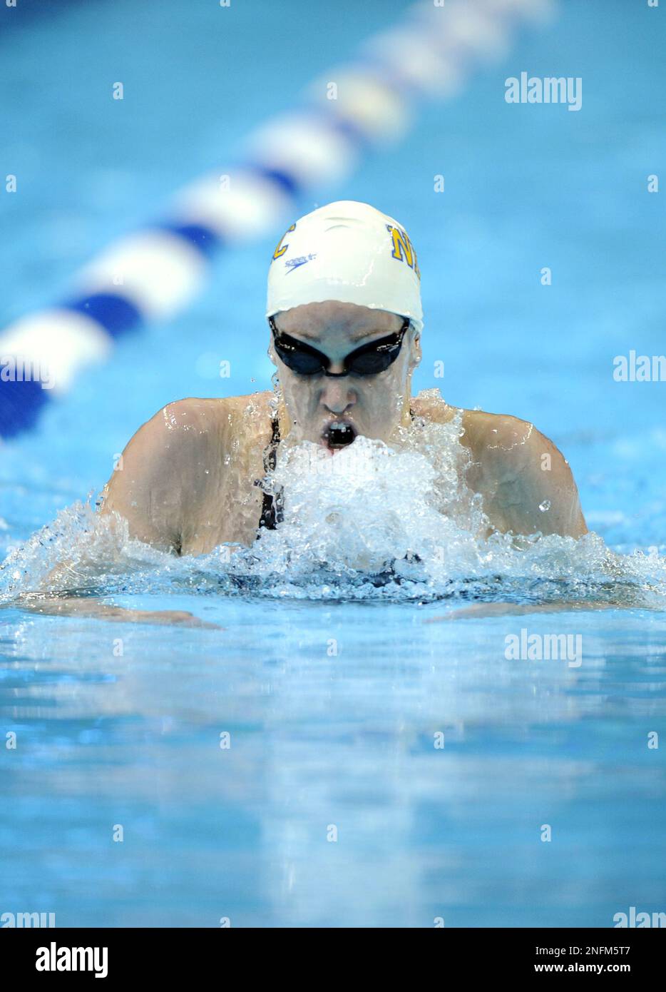 Katie Hoff swims in the women's 400-meter individual medley ...