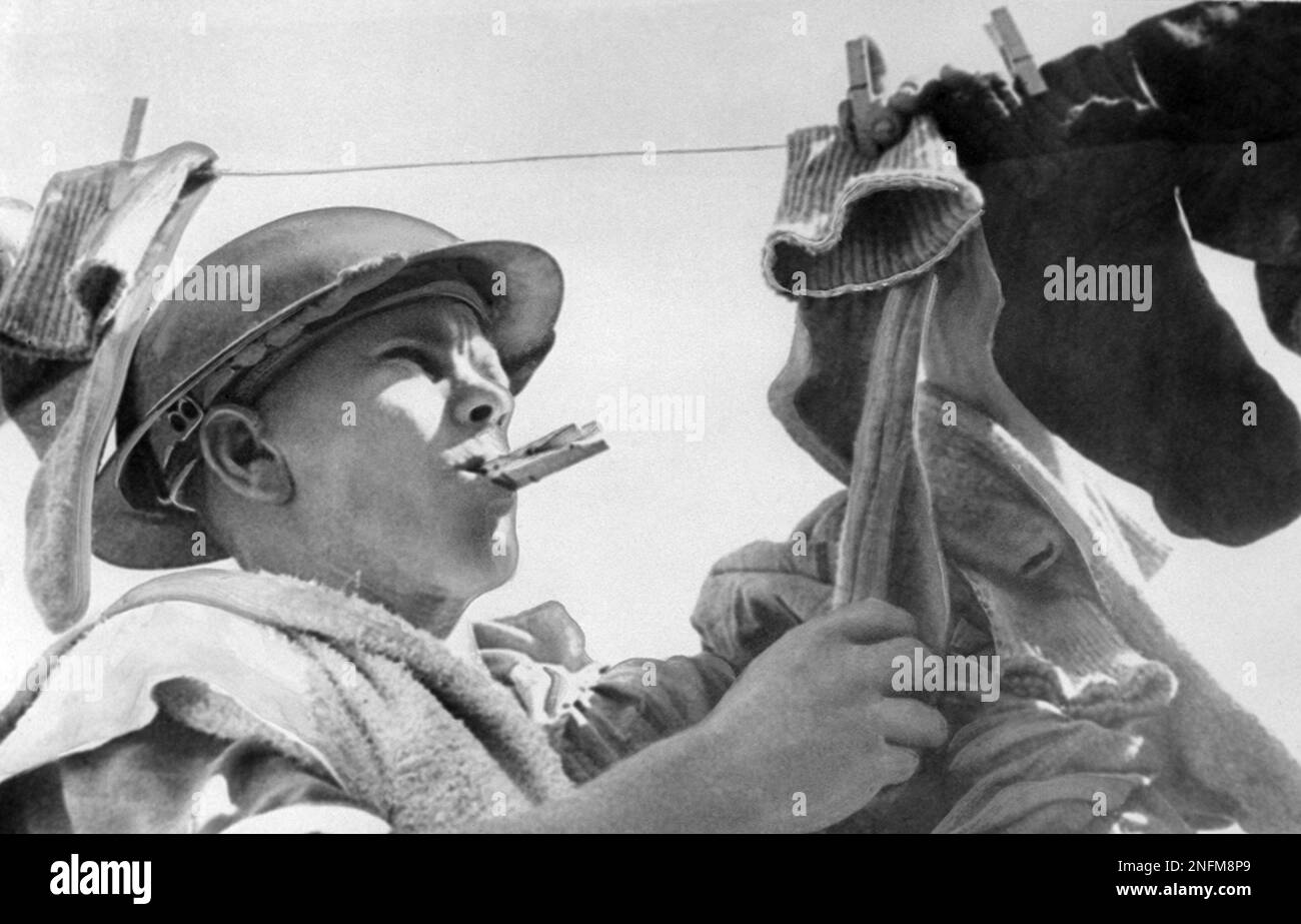 While on duty Nov. 12, 1941 at Tobruk the British soldiers wash and ...