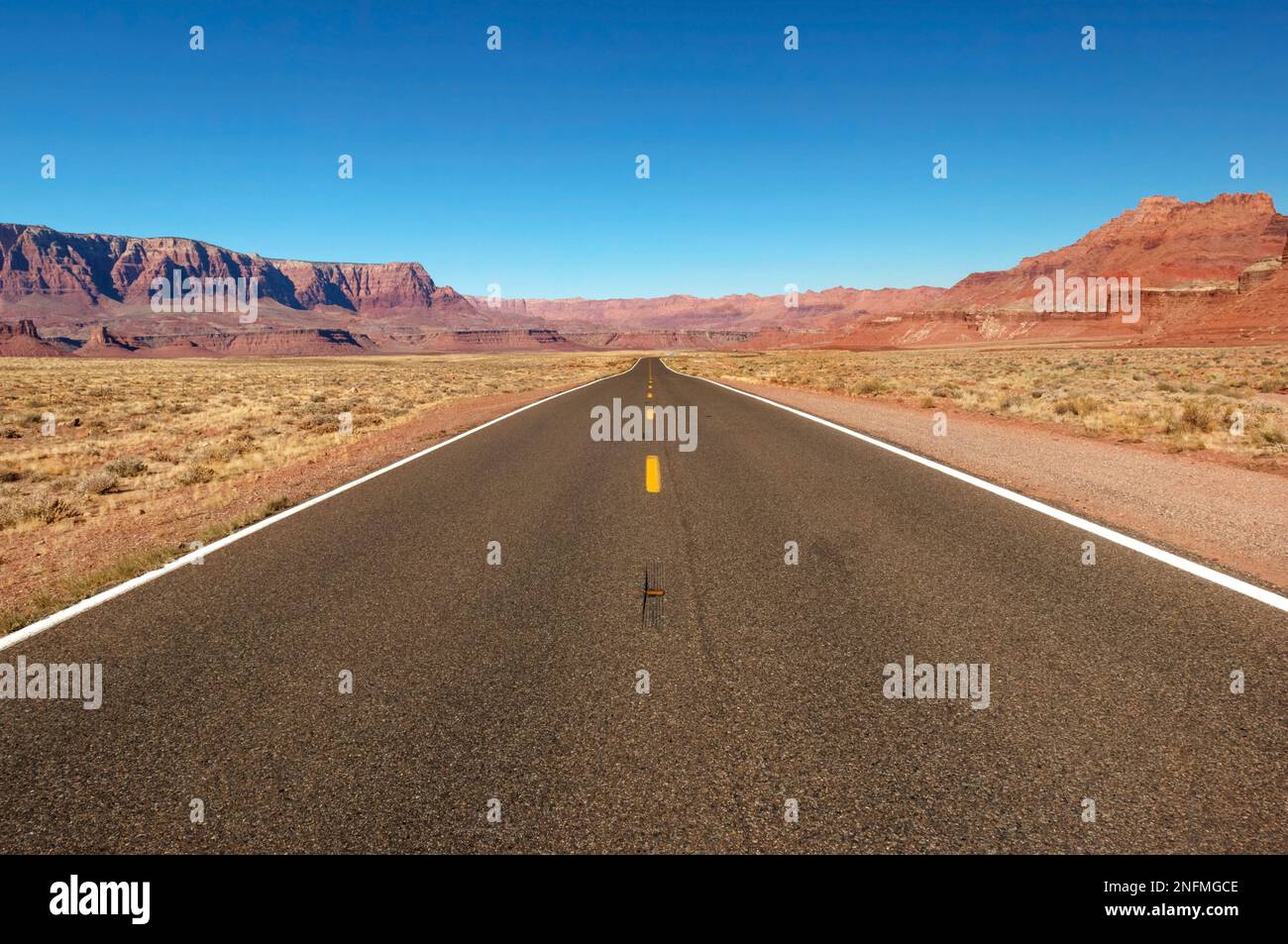 Streight view hi-res stock photography and images - Alamy