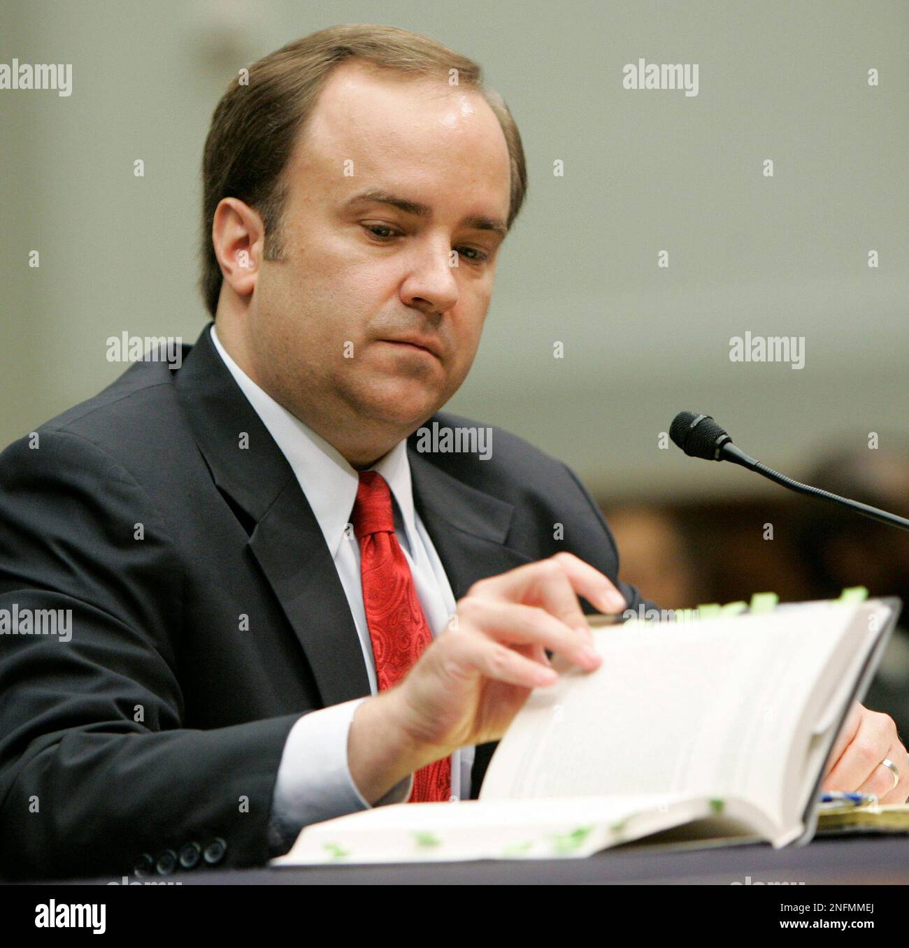 Former White House Press Secretary Scott McClellan testifies on Capitol ...