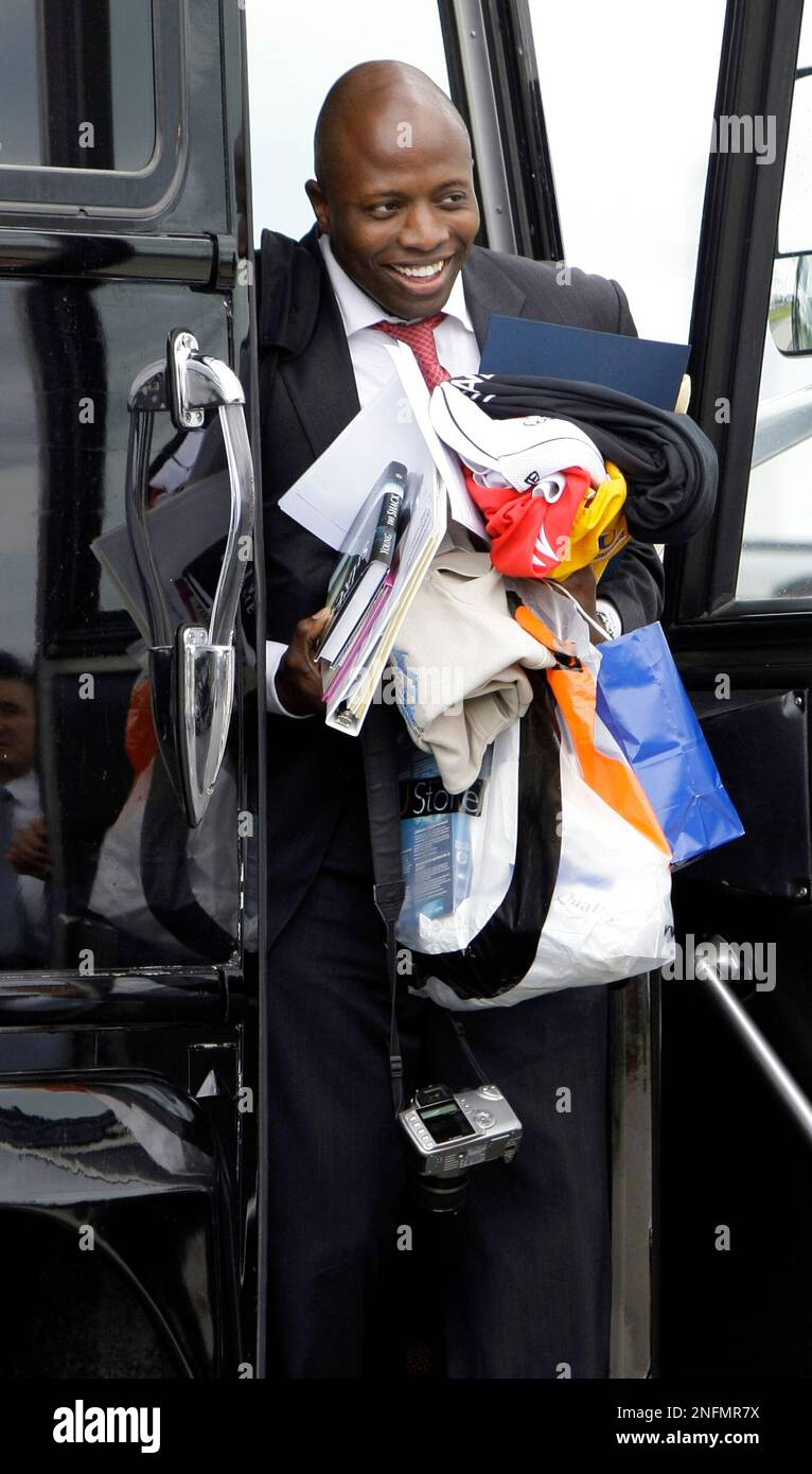 Reggie Love, staff member with Democratic presidential candidate Sen ...