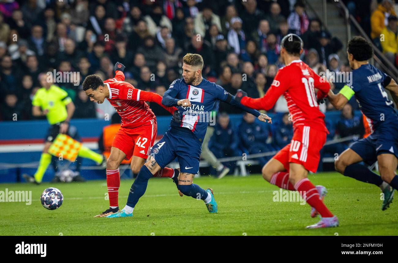 Paris, France. 14th Feb, 2023. Jamal Musiala (Muenchen), Sergio Ramos ...