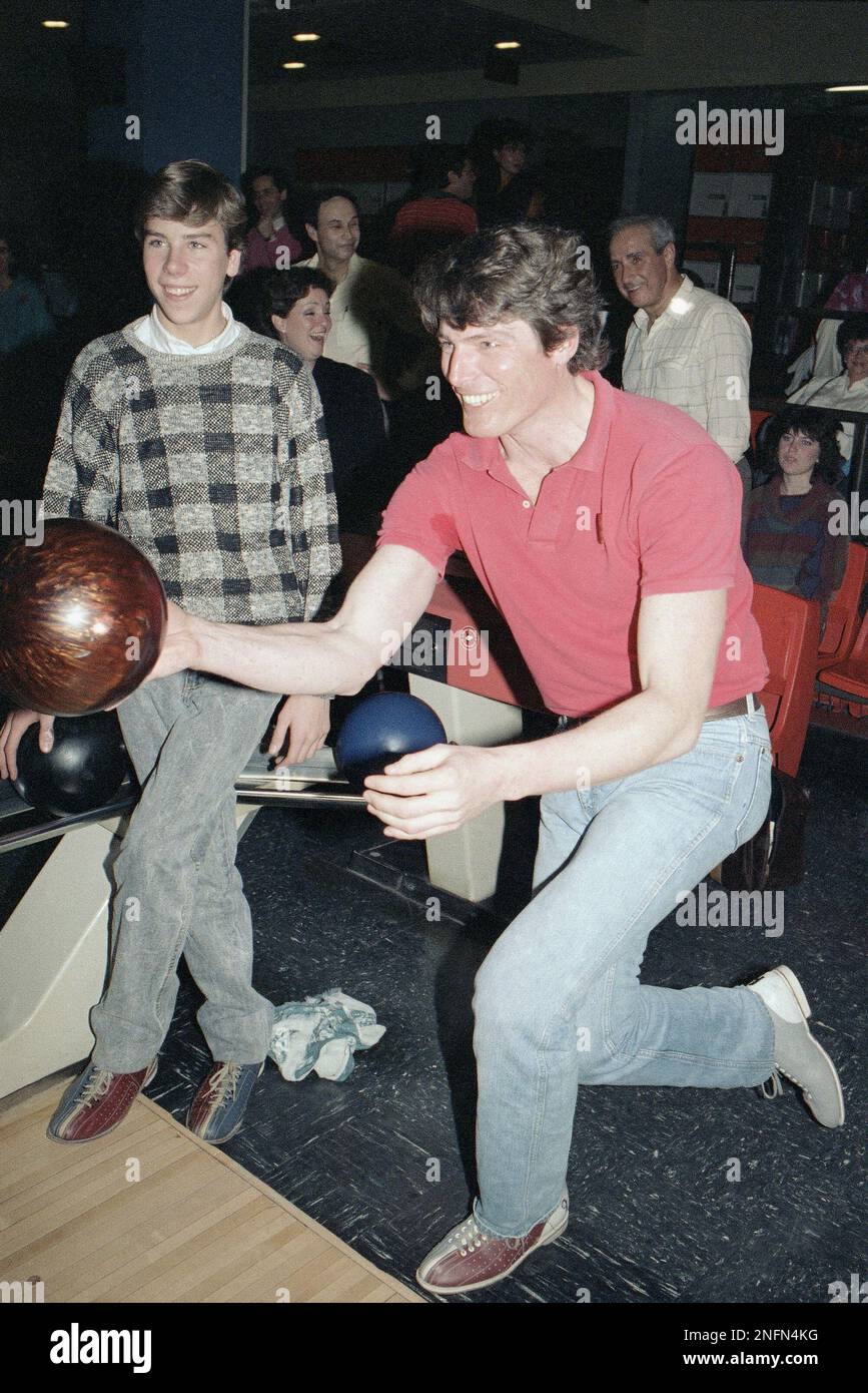 Christopher Reeve bowling at the 1st Annual "Second Stage All Star ...