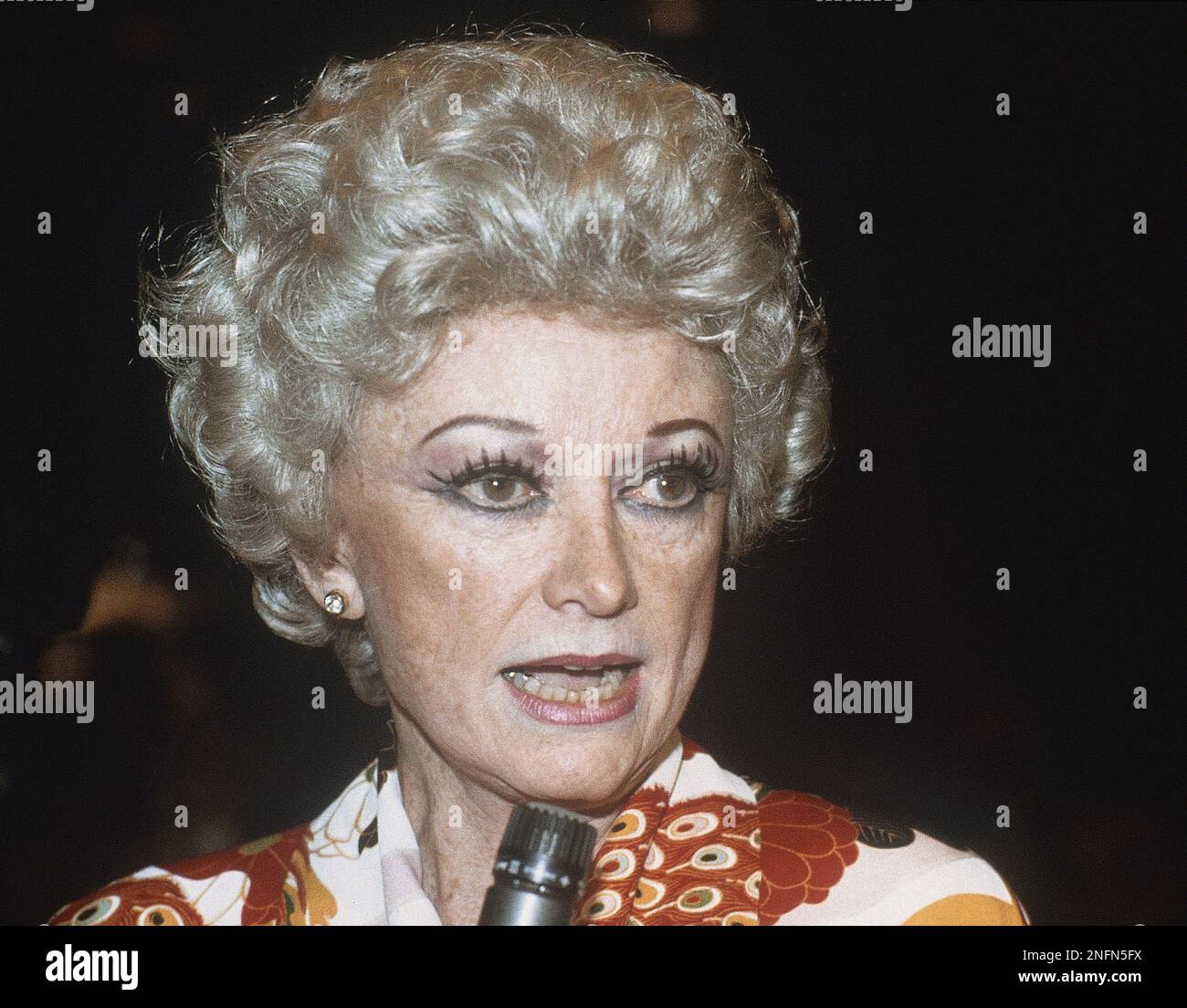 Comedian Phyllis Diller shown Oct. 12, 1983. (AP Photo Stock Photo - Alamy