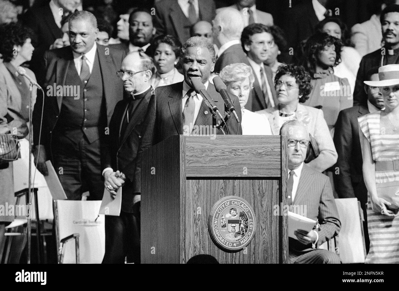 Chicagos 42nd Mayor Harold Washington Pounds The Gavel After Taking