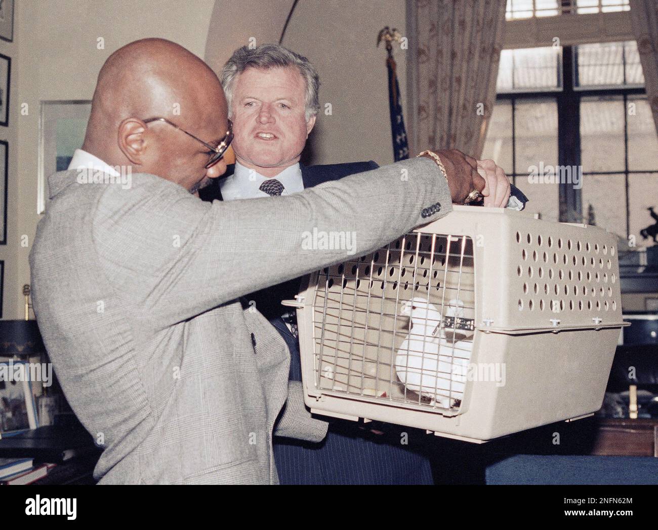 Sen. Edward M. Kennedy (D-Mass.), right, presents middleweight boxing ...
