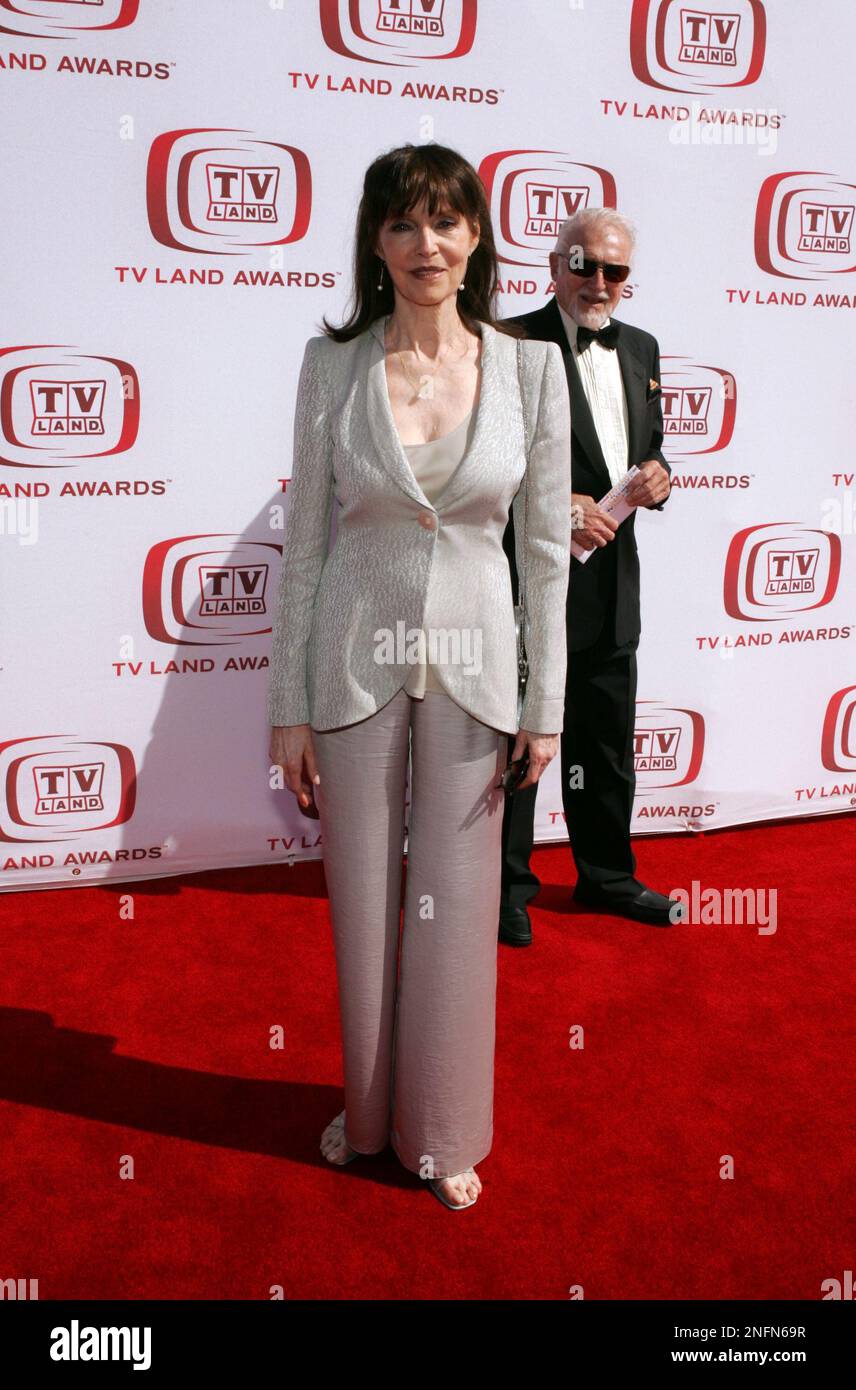 Barbara Feldon arrives at the TV Land Awards on Sunday June 8, 2008 in ...