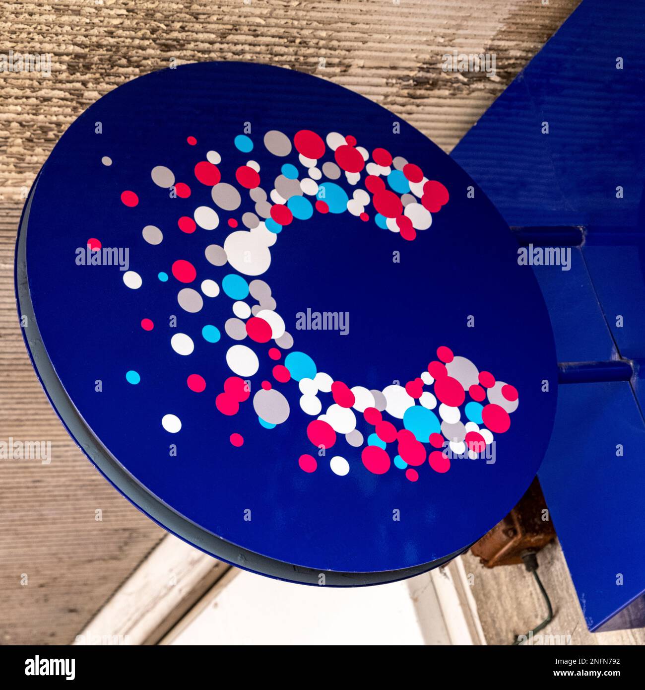 Cancer research UK, CRUK sign or logo Stock Photo - Alamy
