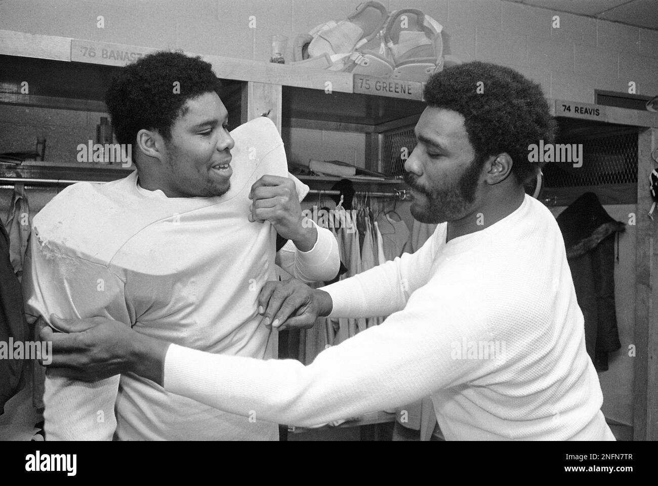 Pittsburgh Steelers defensive lineman Dwight White, left, and Joe ...