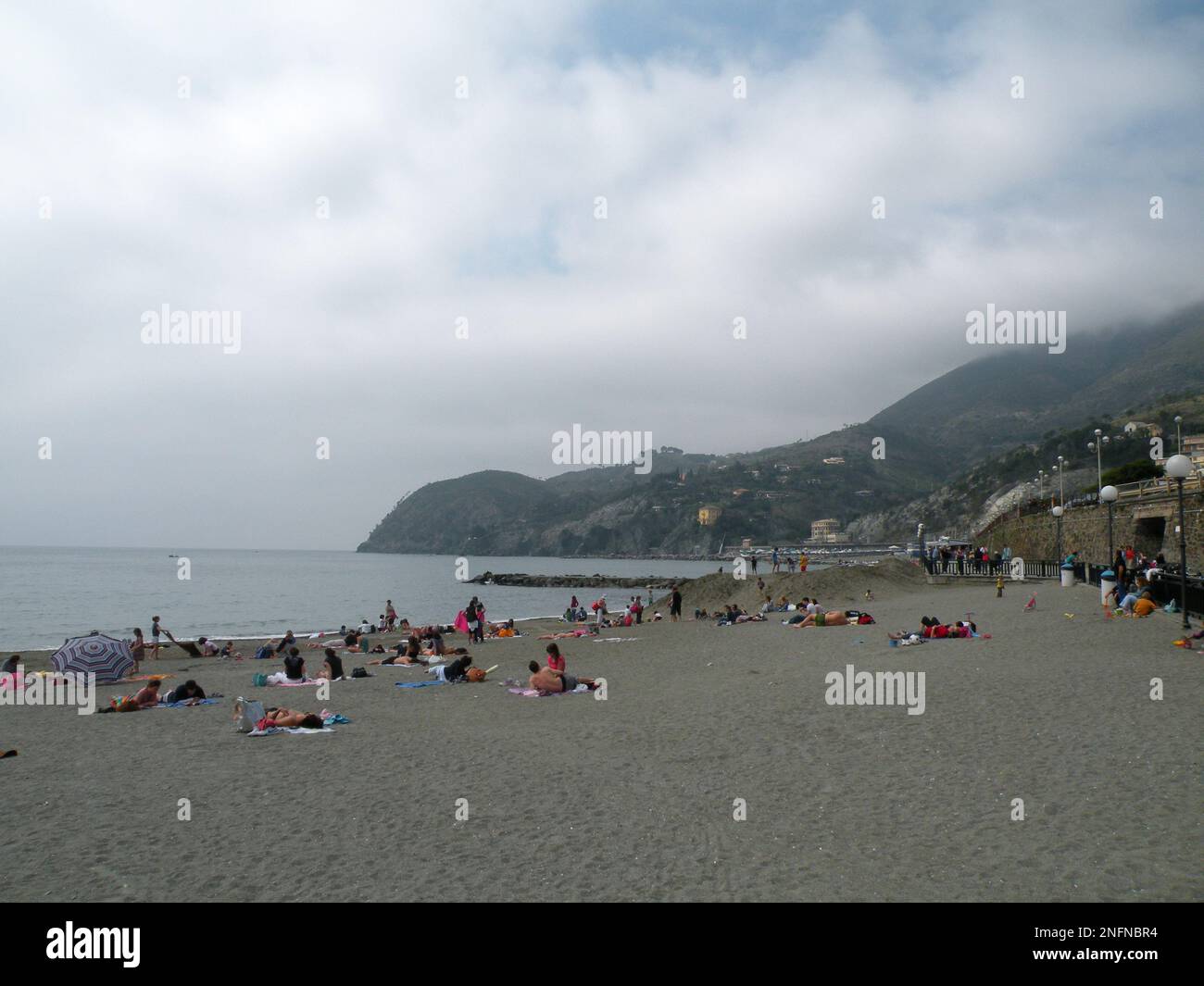 Cinque terre train levanto hi-res stock photography and images - Alamy