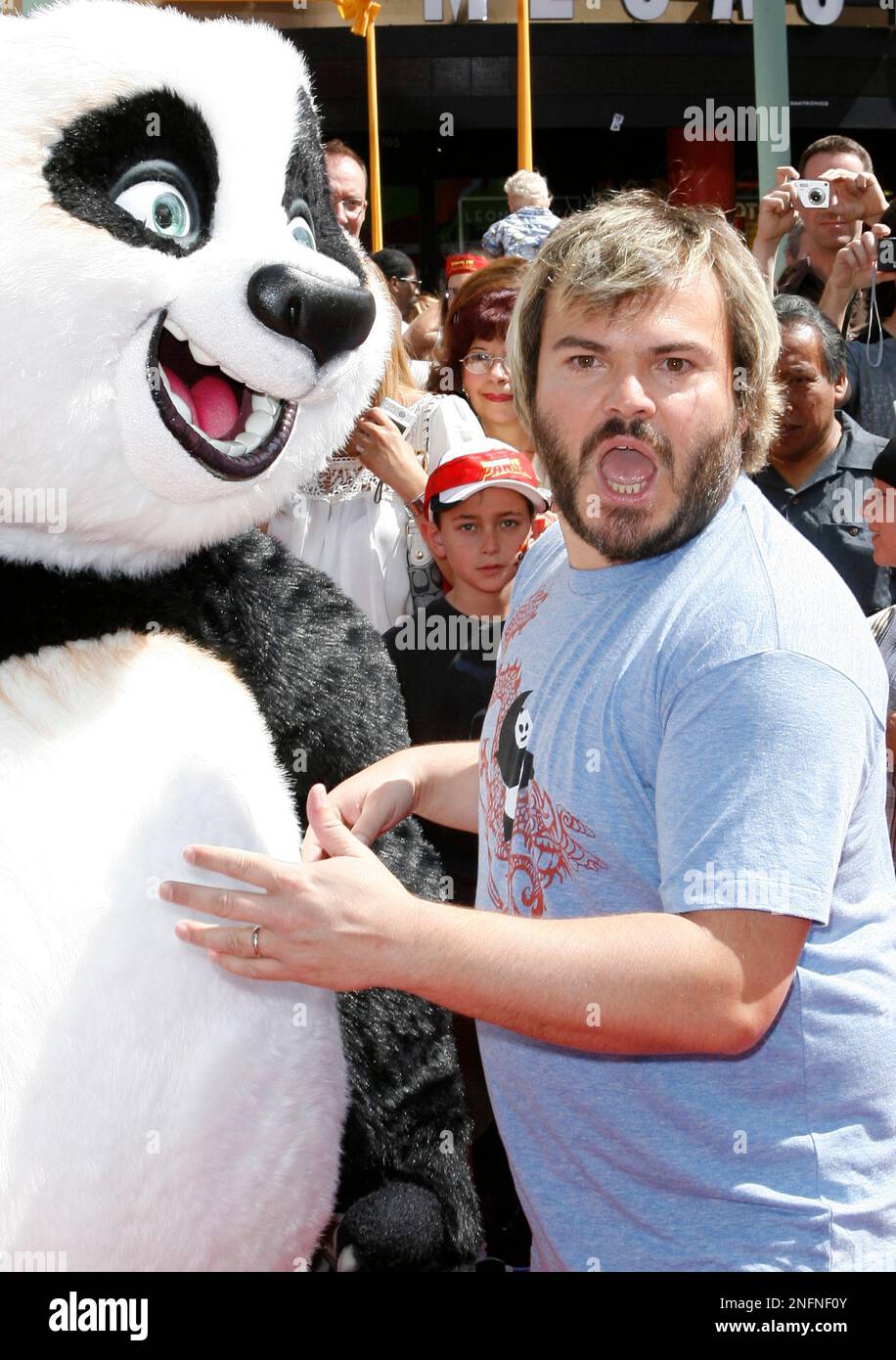 Actor Jack Black arrives at the "Kung Fu Panda" premiere in the ...