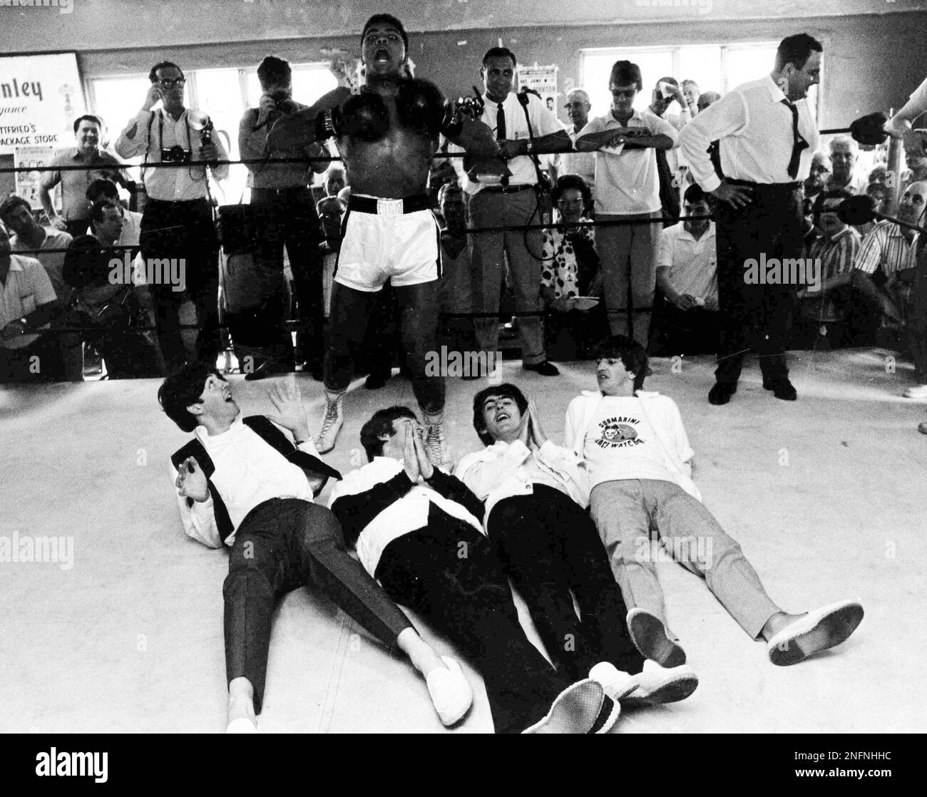 The Beatles, from right to left, Paul McCartney, John Lennon, George ...