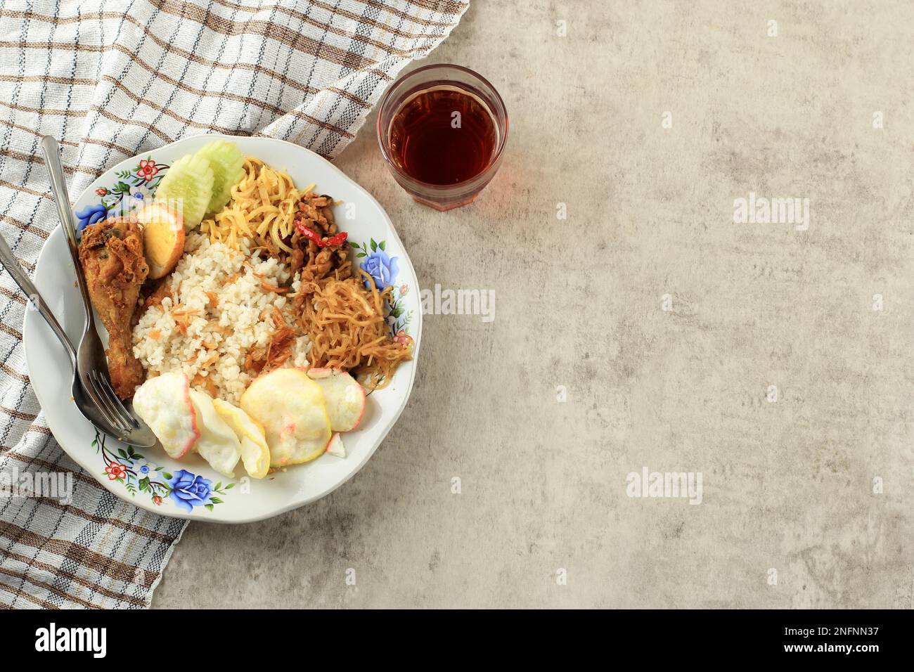 Nasi Uduk, Indonesian Breakfast Rice with Various Side Dish. Ayam ...