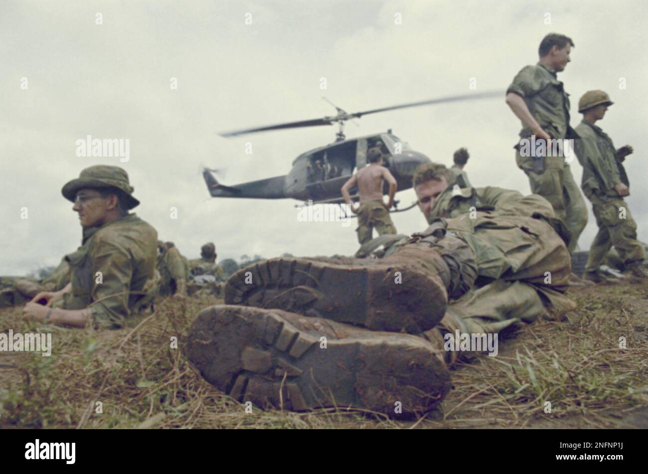 First Air Cavalry Division troops of the 2nd Battalion, 12th Cavalry ...
