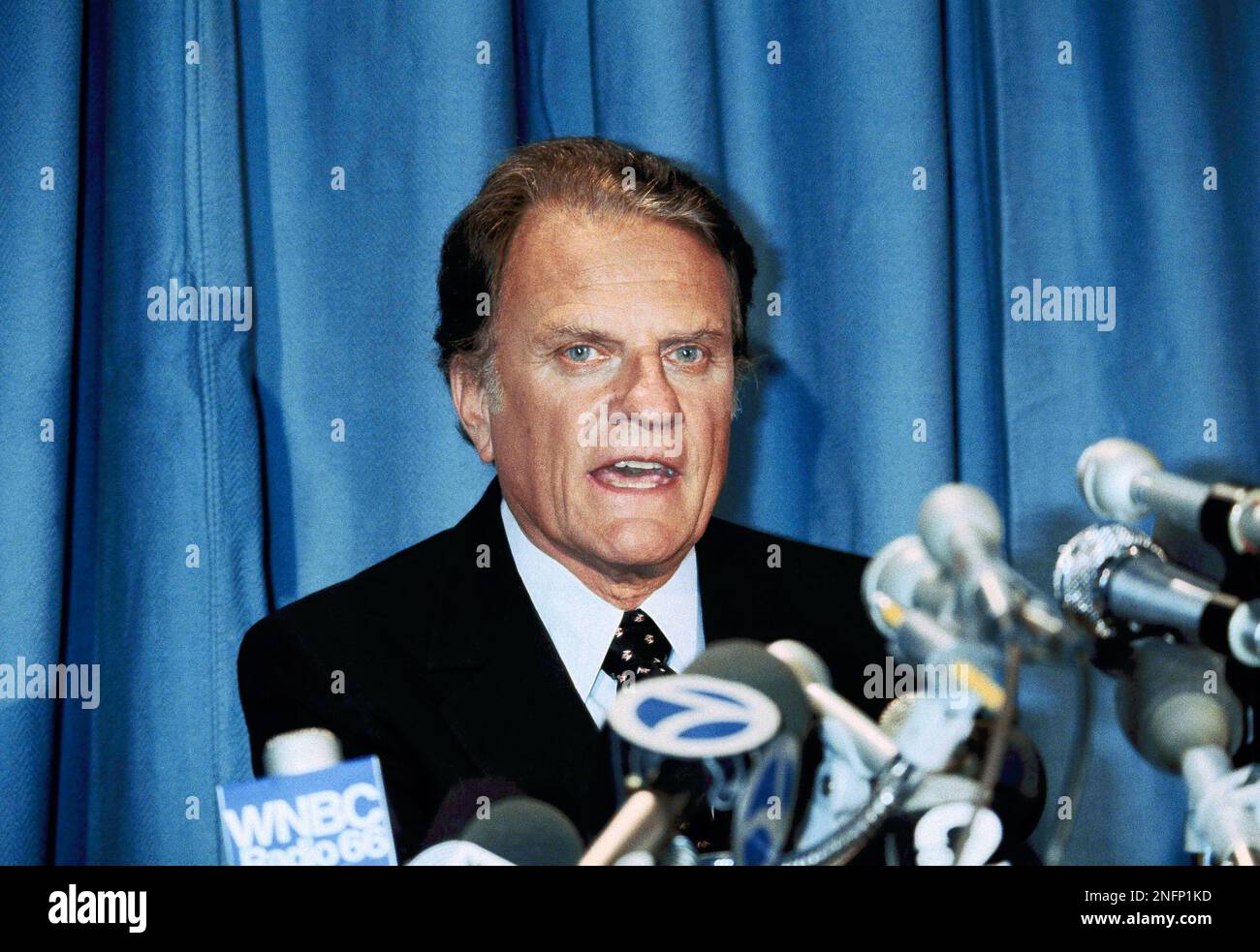 American evangelist Billy Graham shown at press conference on May 19 ...