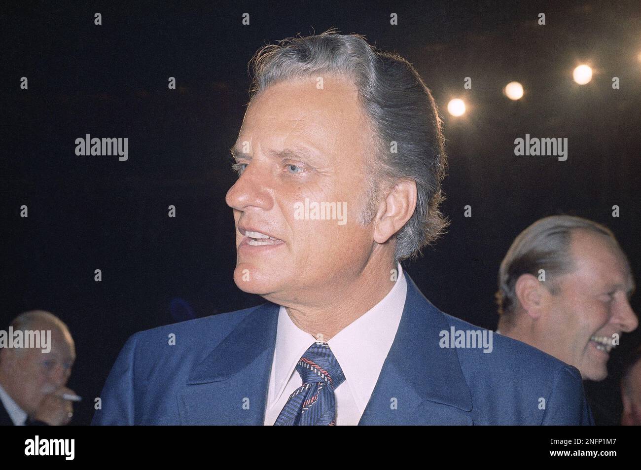 American evangelist Billy Graham shown speaking Nov. 2, 1971 in London ...