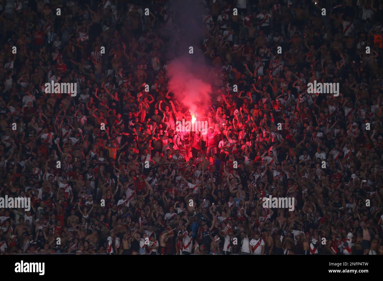 Soccer fans river plate hi-res stock photography and images - Alamy