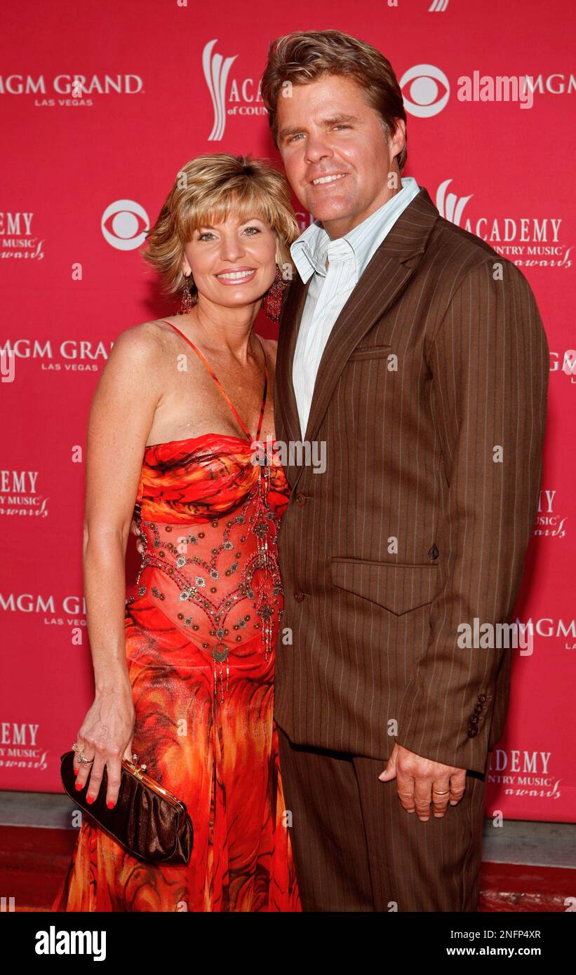 Richie McDonald and wife Lorie McDonald arrive at the 43rd Annual ...