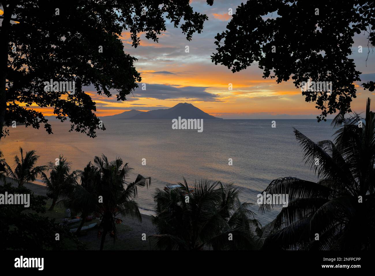 View of the volcano Mount Tavurvur, Kokopo, East New Britain, Bismarck ...