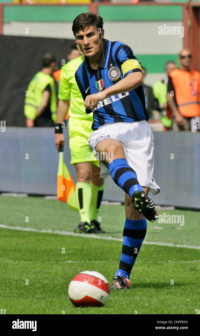 Inter Milan Argentine defender Javier Zanetti during an Italian major ...