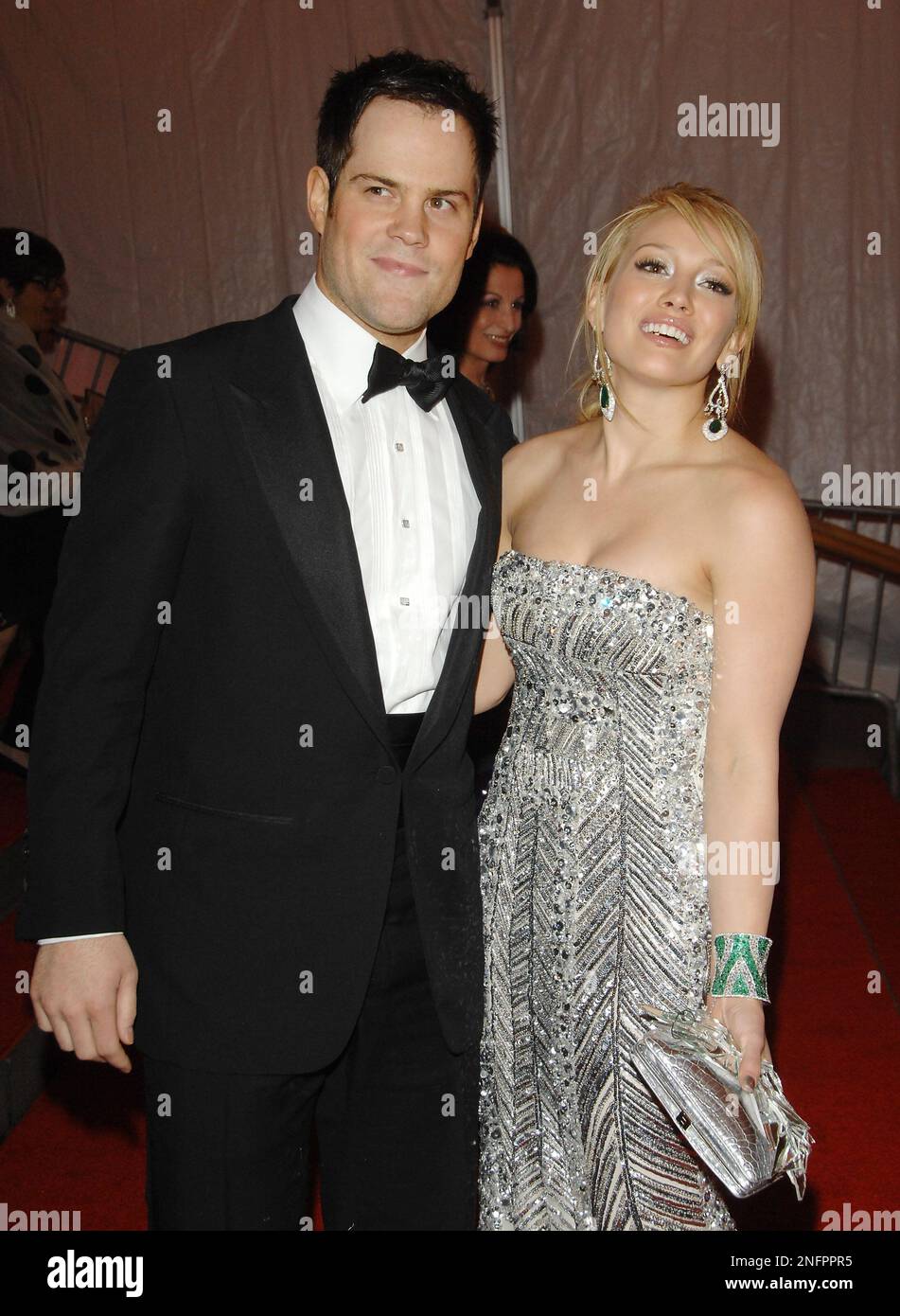 Actress Hilary Duff and her hockey player boyfriend Mike Comrie attend ...