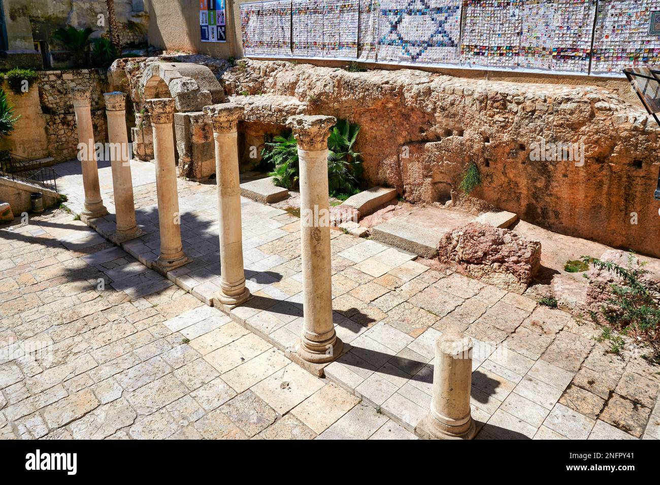 Jerusalem Israel. Roman columns in jewish quarter Stock Photo - Alamy