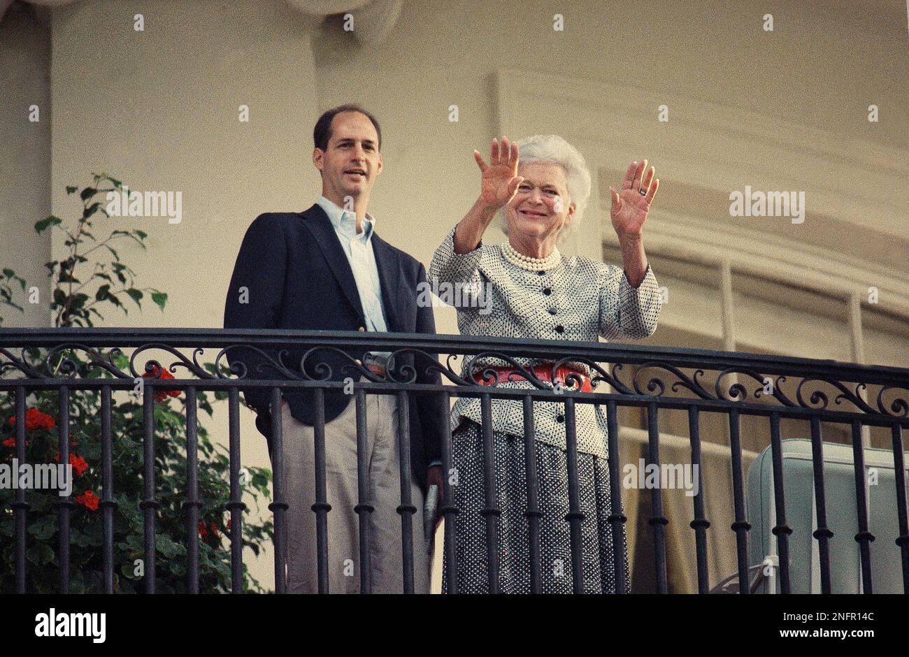 First Lady Barbara Bush with her Nephew Kent Pierce waves from a ...